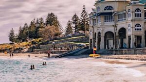 Which City Is Better: Perth or Melbourne? [2025]